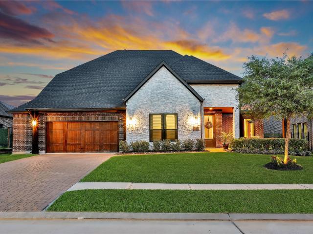 1015 Oak Briar Ln, Conroe, TX 77384 | MLS #51546 | Compass