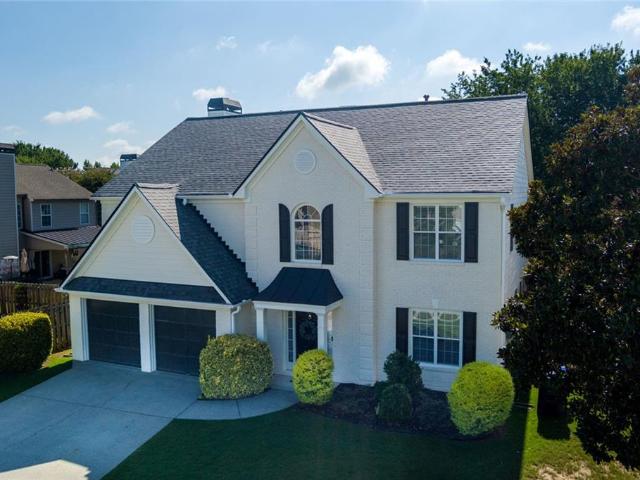 1015 Amber Leaf Court