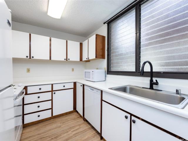 1015 Aoloa Pl, Unit 210, Kailua, HI 96734 | MLS #202605 | Compass