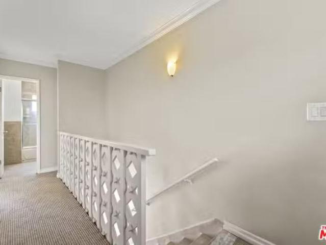 1015 Ashland Ave, Unit 1 Apartments in Santa Monica, CA