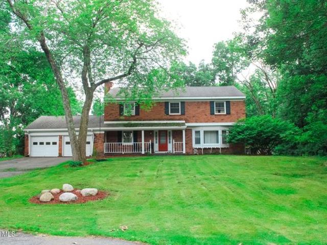 1015 Cheyenne Rd, Schenectady, NY 12302