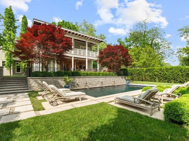 1015 Clifton Ln, Nashville, TN 37204