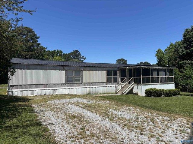 1015 County Road 69, Centre, AL 35960