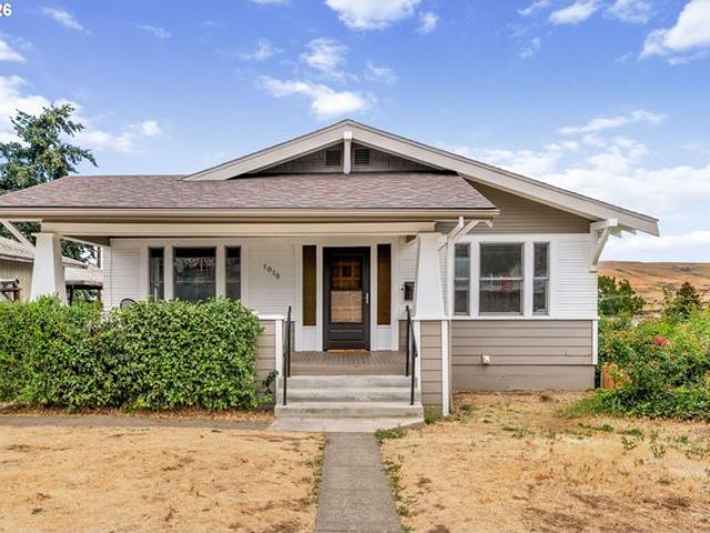 1015 E 10th St, The Dalles, OR 97058