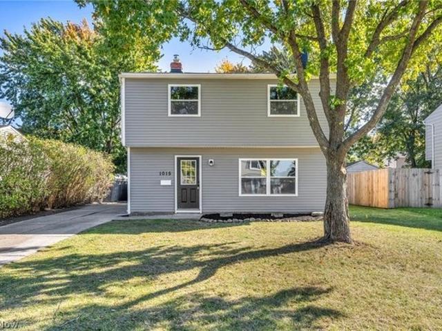 1015 E 347th St, Eastlake, OH 44095