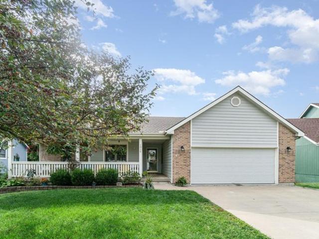 1015 Firetree Ave, Baldwin City, KS 66006