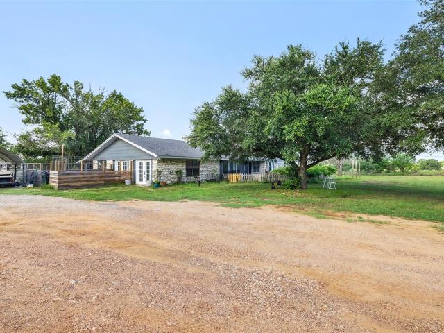 1015 Fm 112 Rd