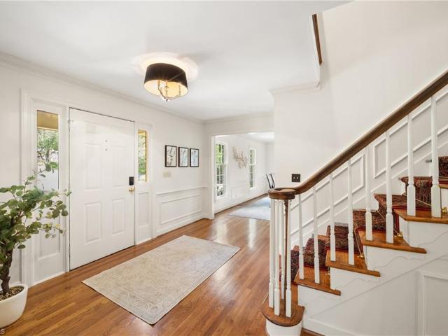 1015 Greenhurst Road