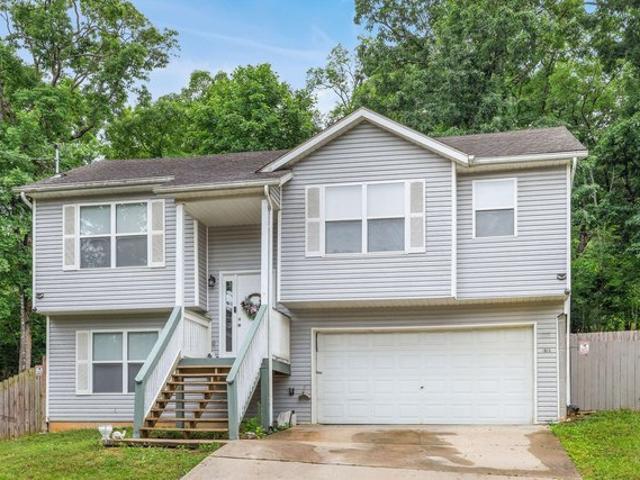 1015 Greentree Rd, Rockaway Beach, MO 65740