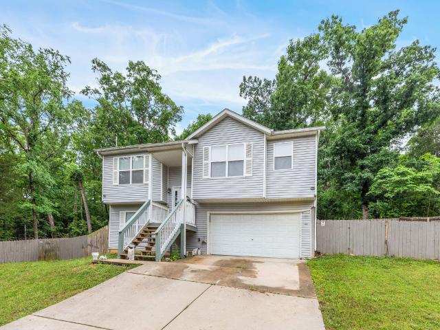 1015 Greentree Road