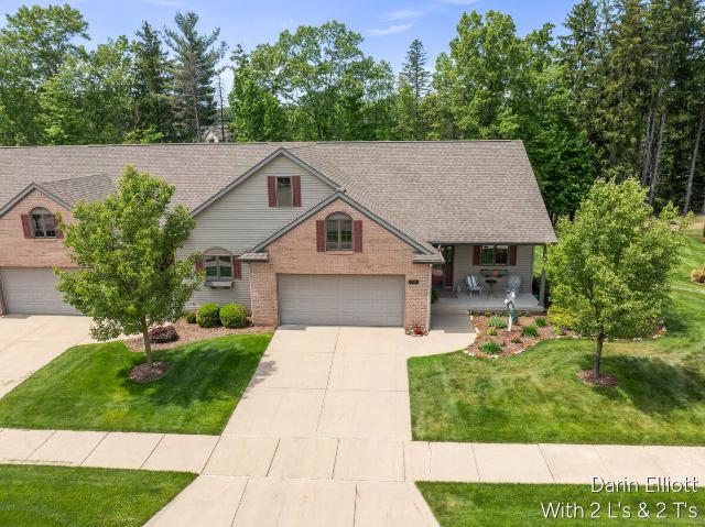1015 Grosvenor Drive # Unit 4