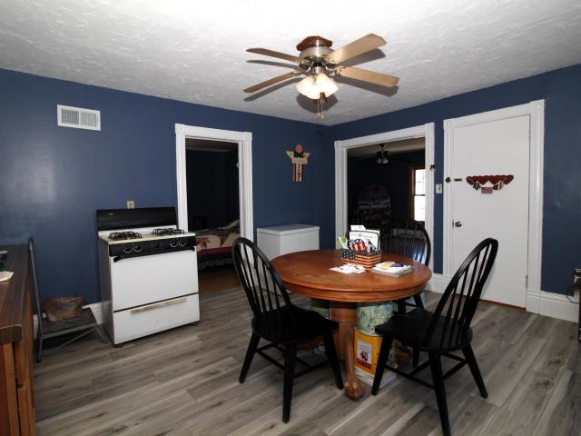 1015 Hagerer St, Racine, WI 53402 | MLS #1957 | Compass