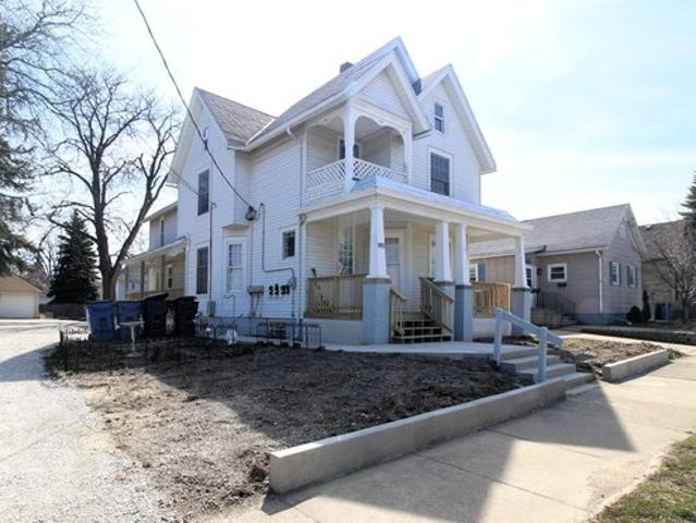 1015 Hagerer St, Racine, WI 53402