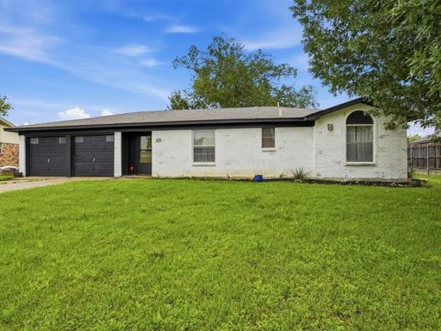 1015 Keller Ave, Benbrook, TX 76126
