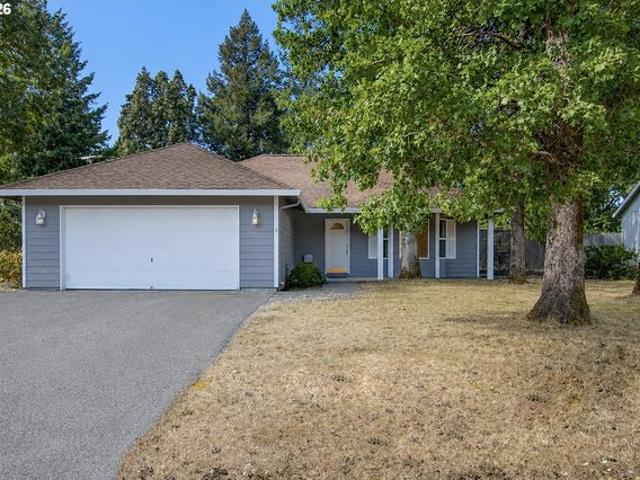 1015 Lakeside Ct, North Bonneville, WA 98639