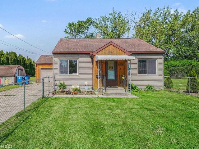 1015 Ledyard Road
