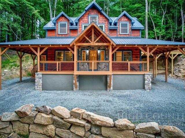 1015 Pine Ridge Rd, Beech Mountain, NC 28604