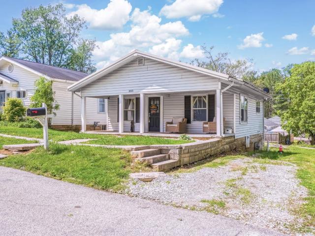 1015 Q St, Bedford, IN 47421 | MLS #202615 | Compass