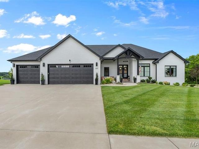 1015 Rose Bowl Dr, Cape Girardeau, MO 63701