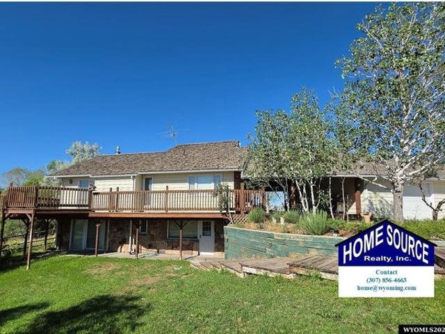 1015 S Smith Rd, Riverton, WY 82501