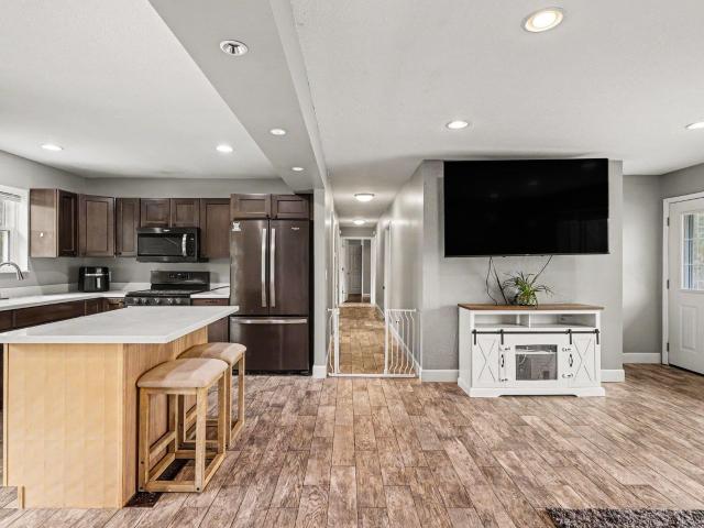 1015 Shaw Road