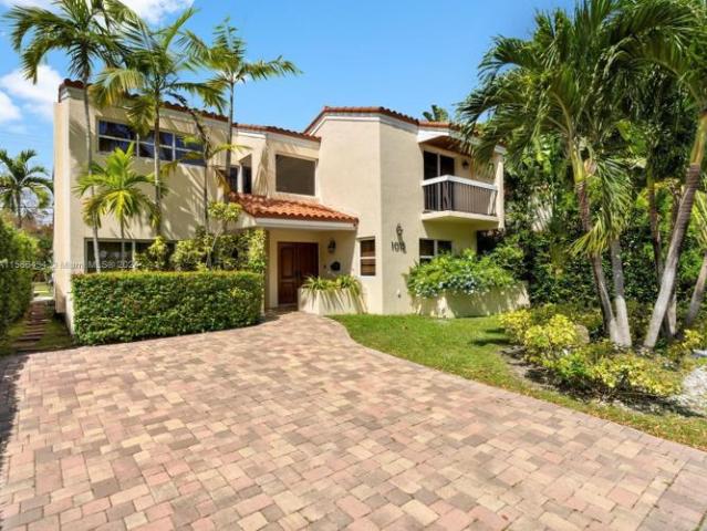 1015 Venetia Ave, Coral Gables, FL 33134
