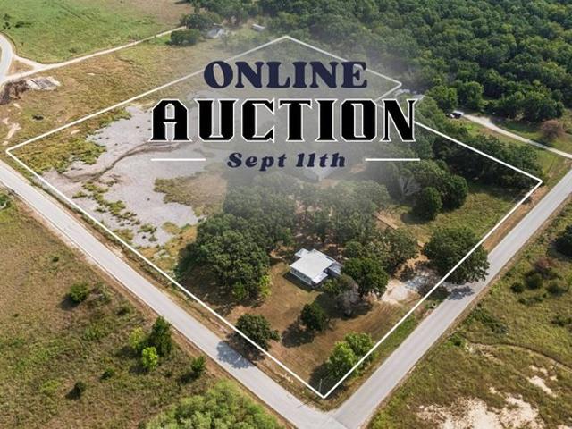 1015 W 21st St, Galena, KS 66739
