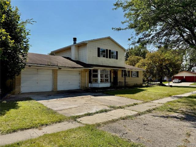 1015 W Carpenter Road