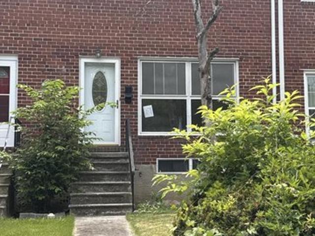 1015 Woodheights Ave, Baltimore, MD 21211