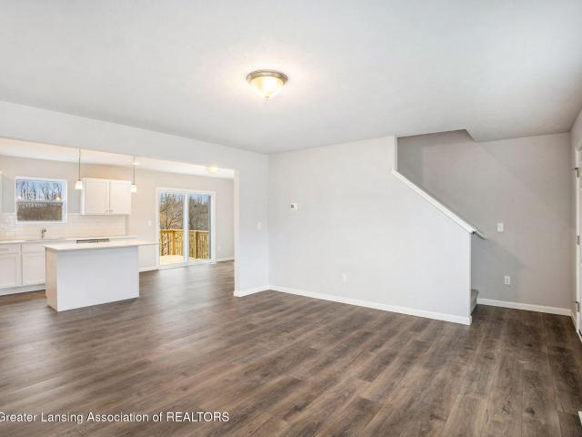 1015 Woodridge Drive
