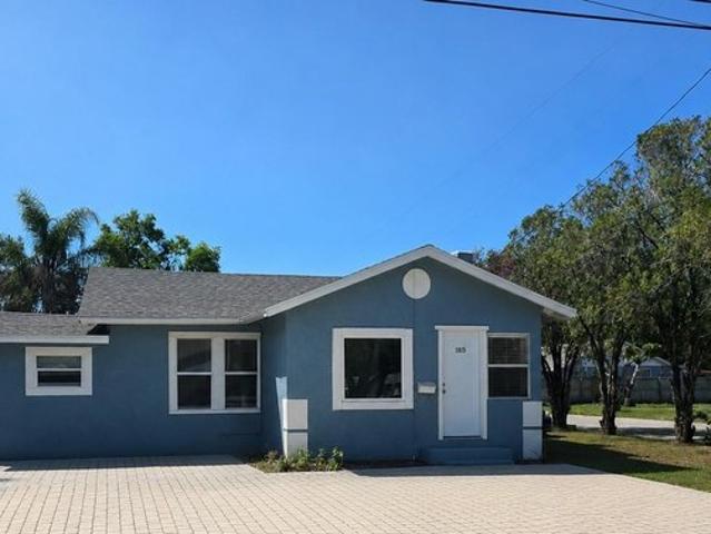 1015 23rd Ave W, Bradenton, FL 34205