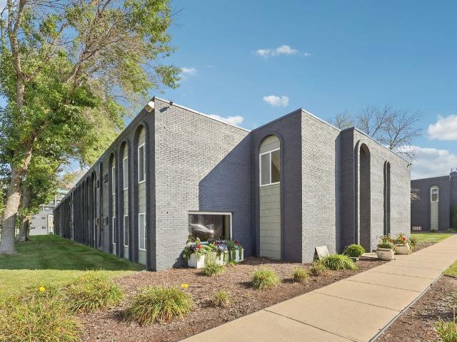 1015 2nd St NE 1 Bedroom Apartment for Rent at 1015 2nd St Ne, Hopkins, MN 55343