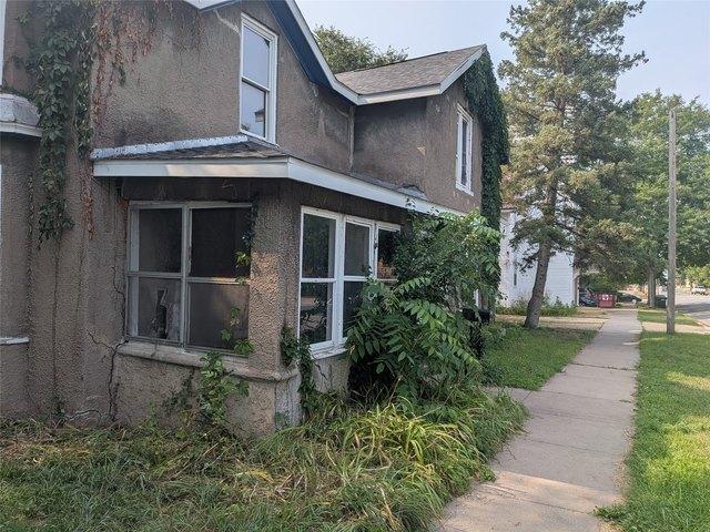 1015 6th St E Unit 2, Menomonie, WI 54751