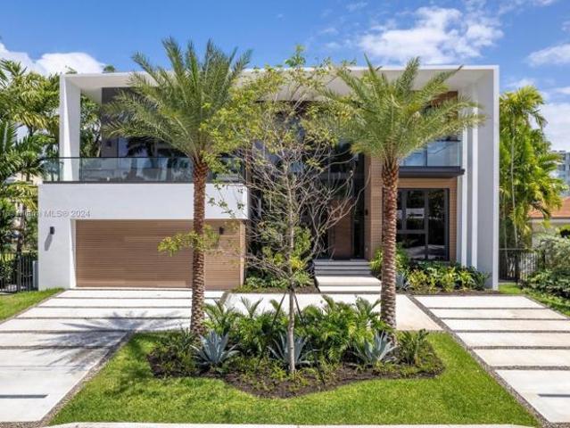 10161 E Broadview Dr, Bay Harbor Islands, FL 33154