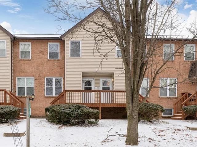 10161 Squire Meadows Dr Apt C, Saint Louis, MO 63123
