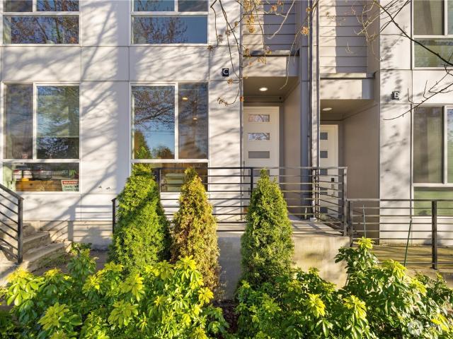 10162 Holman Rd NW, Unit C, Seattle, WA 98133 | MLS #2490