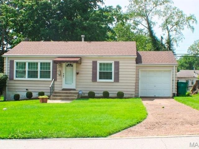 10167 Jepson Dr, Bellefontaine Nghbrs, MO 63137