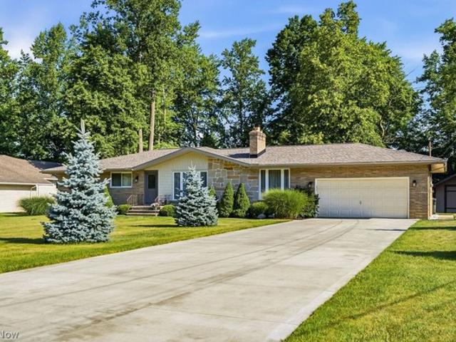 10164 Lynn Dr, North Royalton, OH 44133