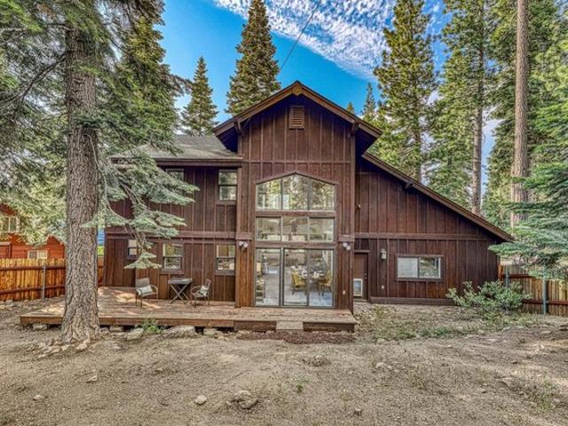 10165 Whitetail Ln, Truckee, CA 96161