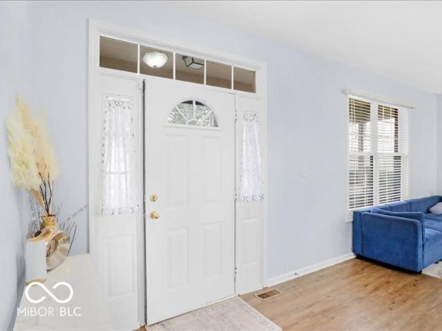 10165 Bootham Close, Fishers, IN 46038 | MLS #22086 | Compass
