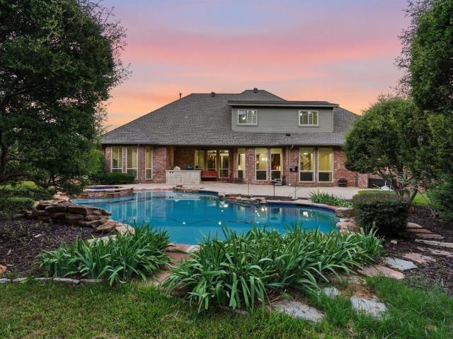 1016 Meandering Woods Drive