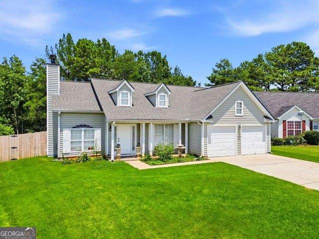 1016 Meadow Glen Cir, Fairburn, GA 30213