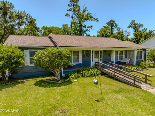 1016 Morgan Ave, Chattahoochee, FL 32324 | MLS #775397 | Compass