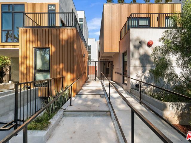 1016 N Martel Ave, West Hollywood, CA 90046 | MLS #26652