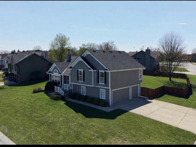 1016 NE Depot Dr, Lee's Summit, MO 64086 | Compass