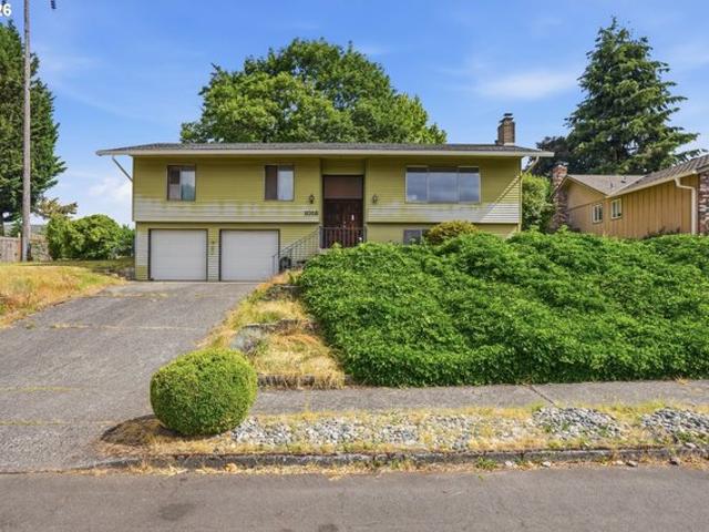 1016 NE 126th St, Vancouver, WA 98685