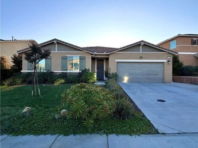 1016 Night Shade Rd, Calimesa, CA 92320
