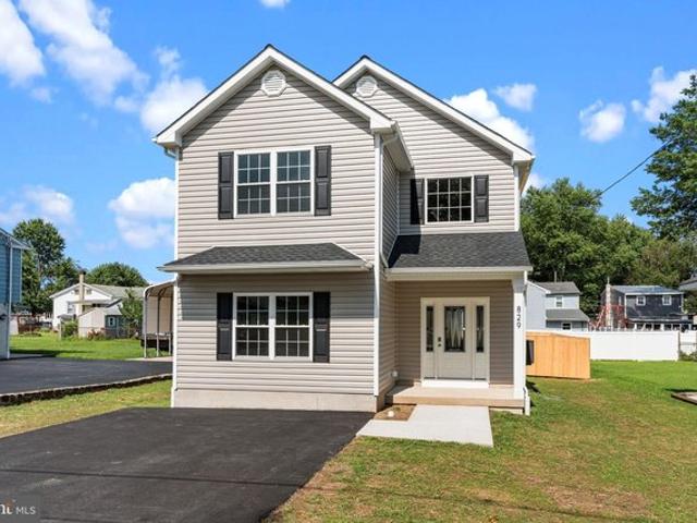 1016 Anne St, Croydon, PA 19021