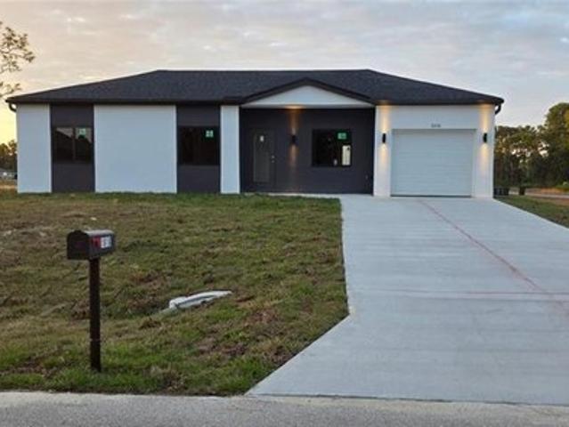 1016 Butler St E, Lehigh Acres, FL 33974