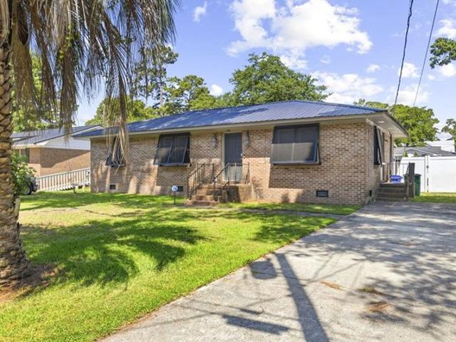 1016 Bay Dr, Surfside Beach, SC 29575